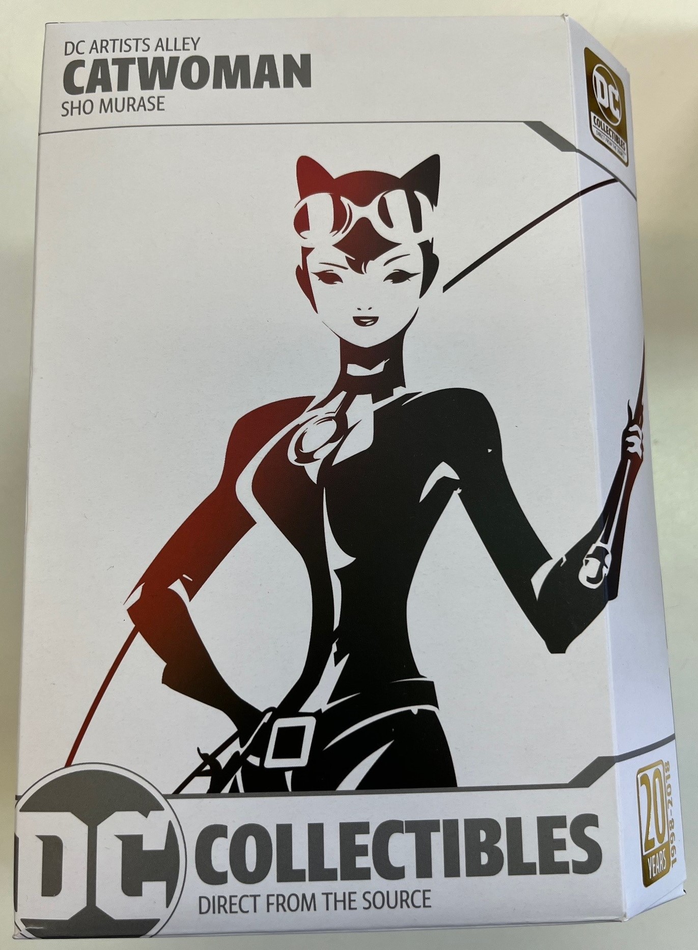 DC Artists Alley 20 years 1998-2018 - Catwoman Sho Murase Statue DC ...