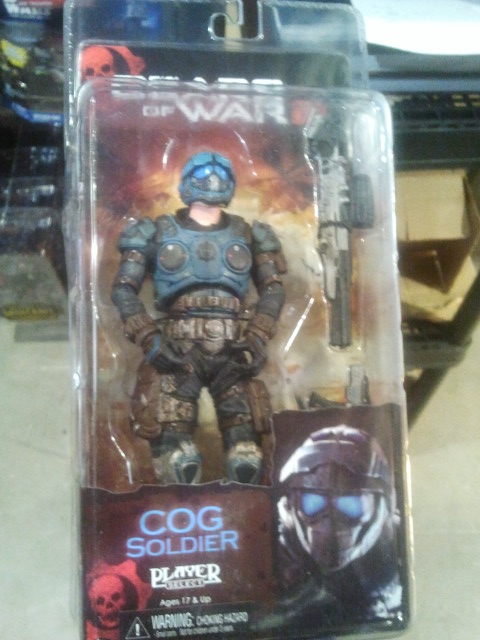 Gears of War 2 - series 3 COG soldier 7 in action figure NECA