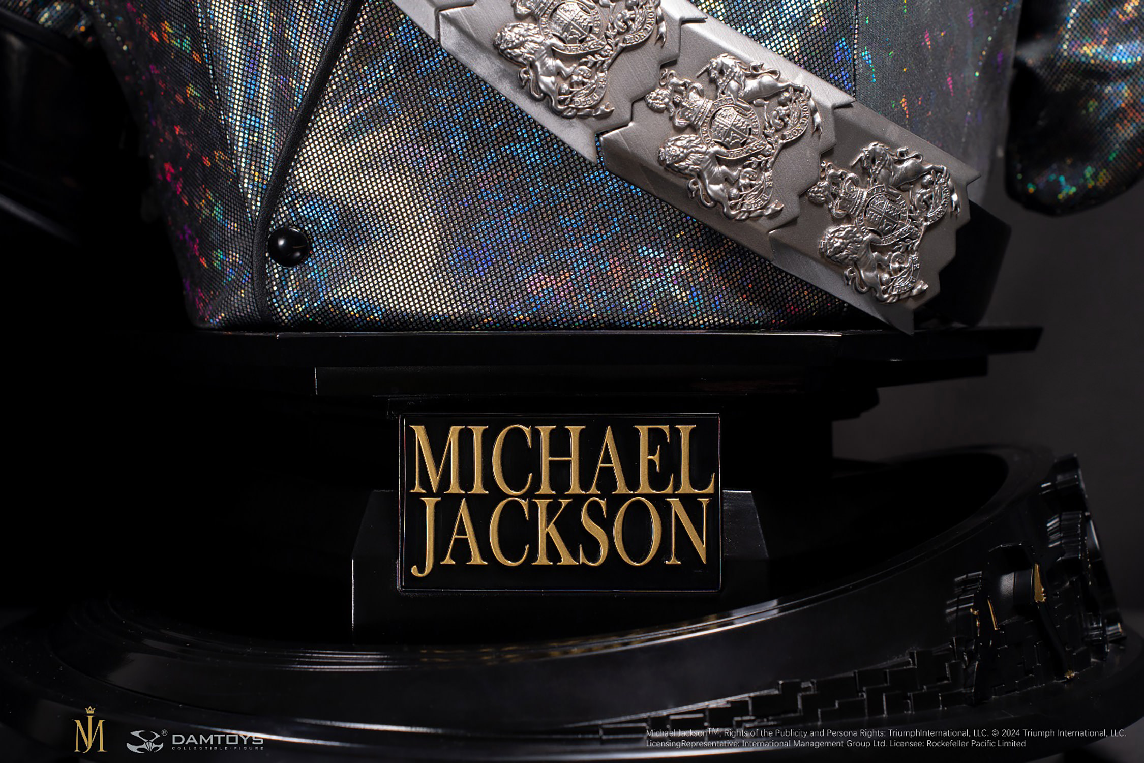 Michael Jackson (Dangerous Tour) Life-Size Bust Damtoys Michael Jackson (Dangerous Tour) Life-Size Bust Damtoys