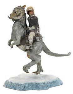 Star Wars Han Solo on Tauntaun statue Gentle Giant
