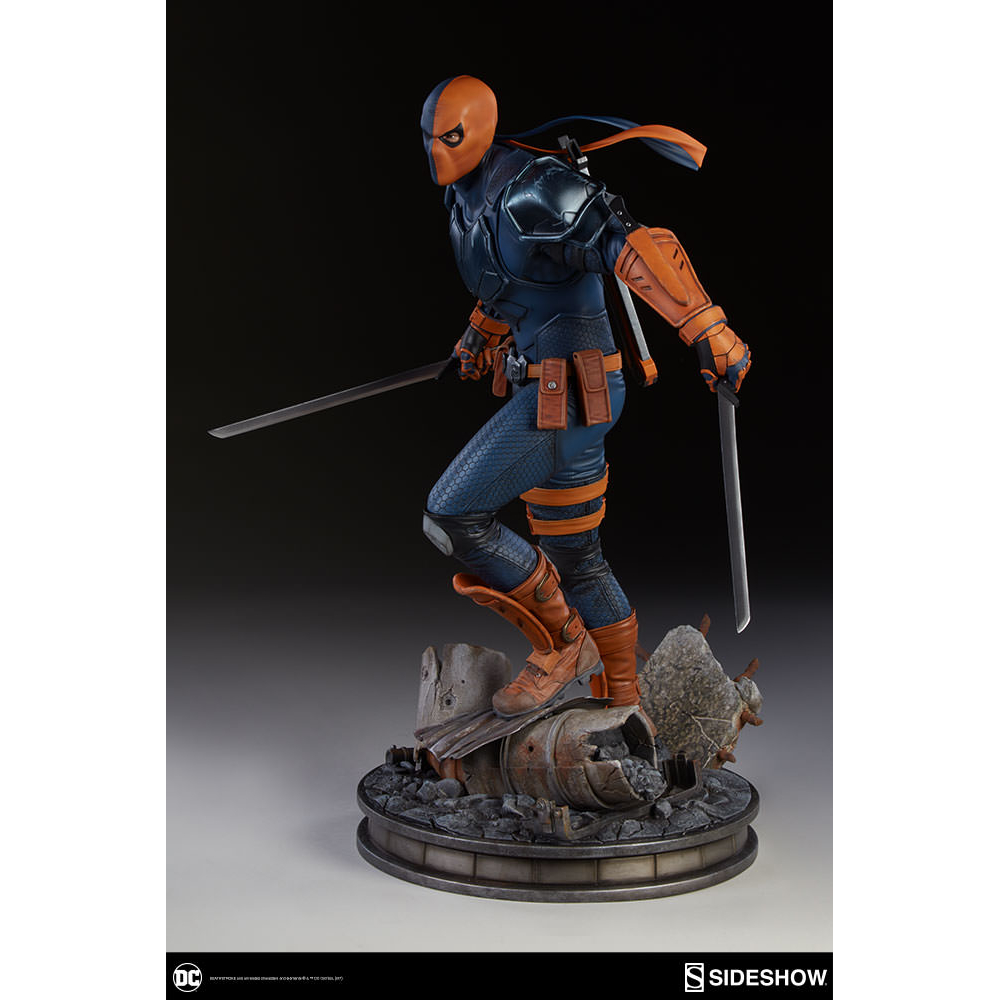 Deathstroke Premium Format Figure Sideshow Collectibles 300478