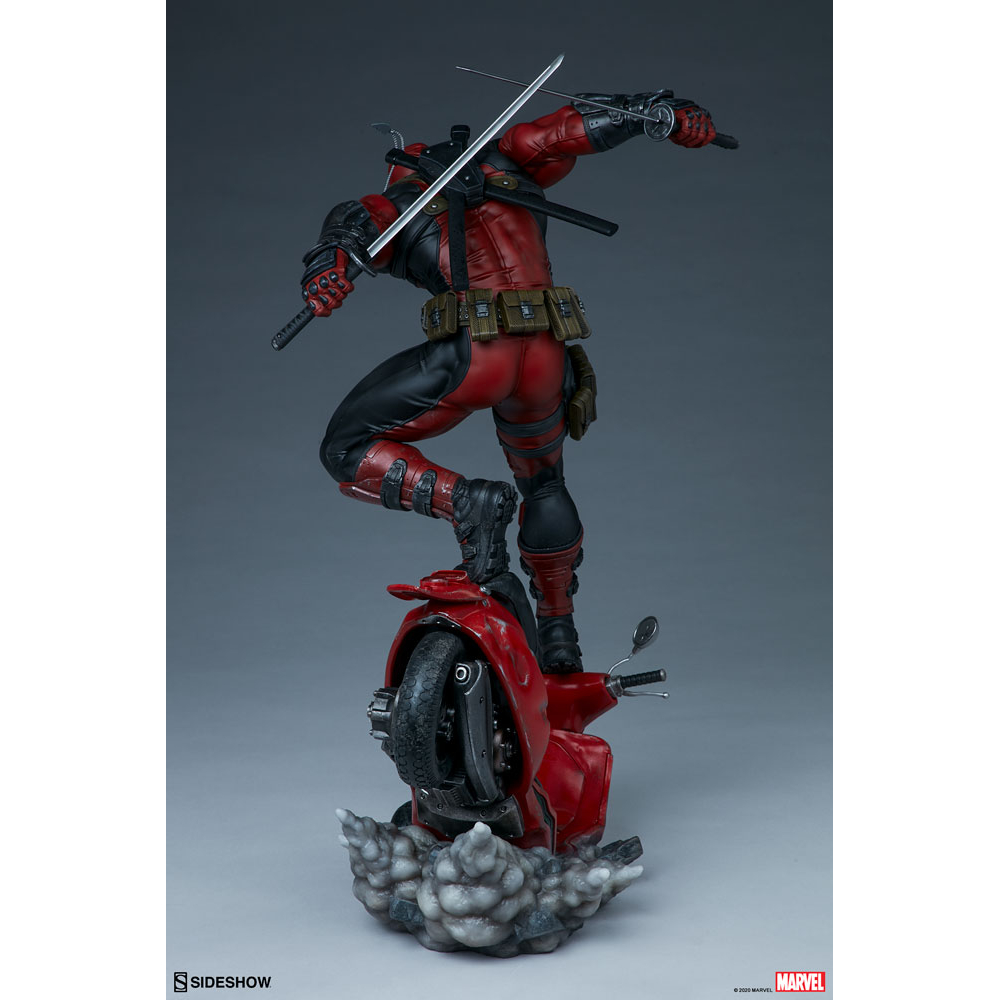 Deadpool Premium Format™ Figure Sideshow Collectibles 300690