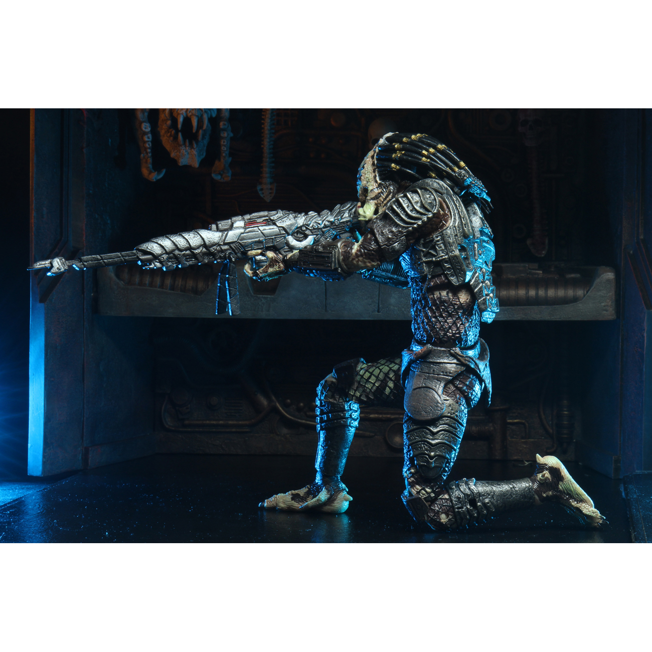 Predator 2 Ultimate Scout Lost Tribe Predator 7-Inch Action Figure NECA ...