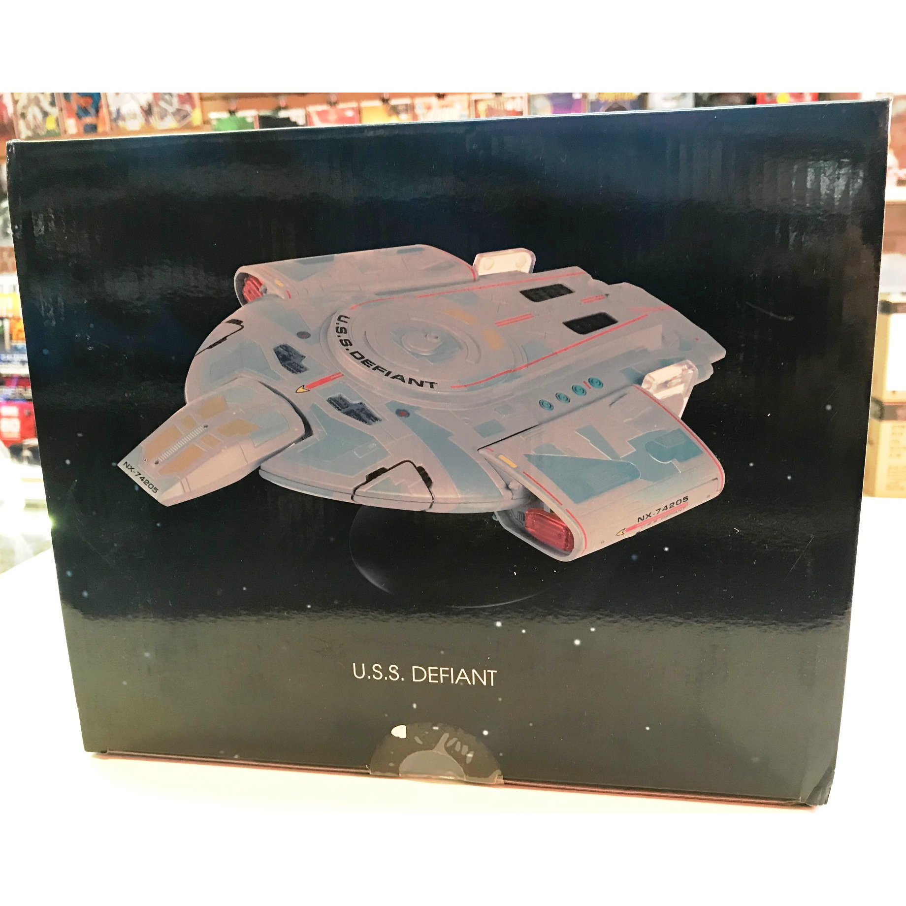 Star Trek: Deep Space Nine (DS9) Starship USS Defiant NX-74205 ...