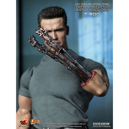 Terminator 2 T-800 1:6 figure Hot Toys MMS117