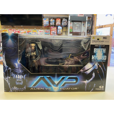 Alien vs Predator Birth of the hybrid deluxe boxed set Mcfarlane toys ...