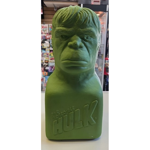 Marvel Hulk 15-inch Plaster Bust