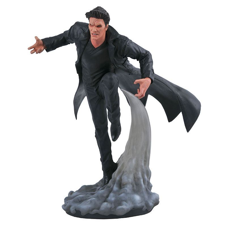 Buffy the Vampire Slayer Gallery Vampire Angel PVC Diorama Diamond ...